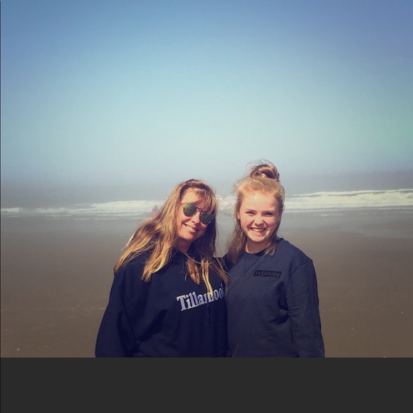 Dena's Closet (@dena_c) | Poshmark